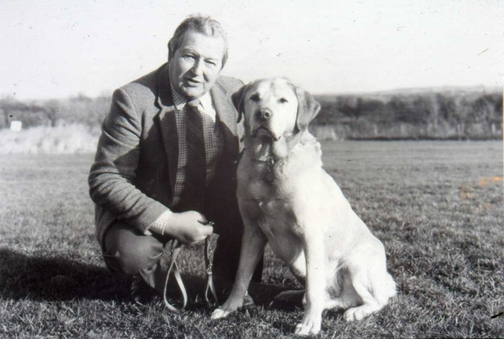 The Derek Freeman Scholarship - International Guide Dog Federation